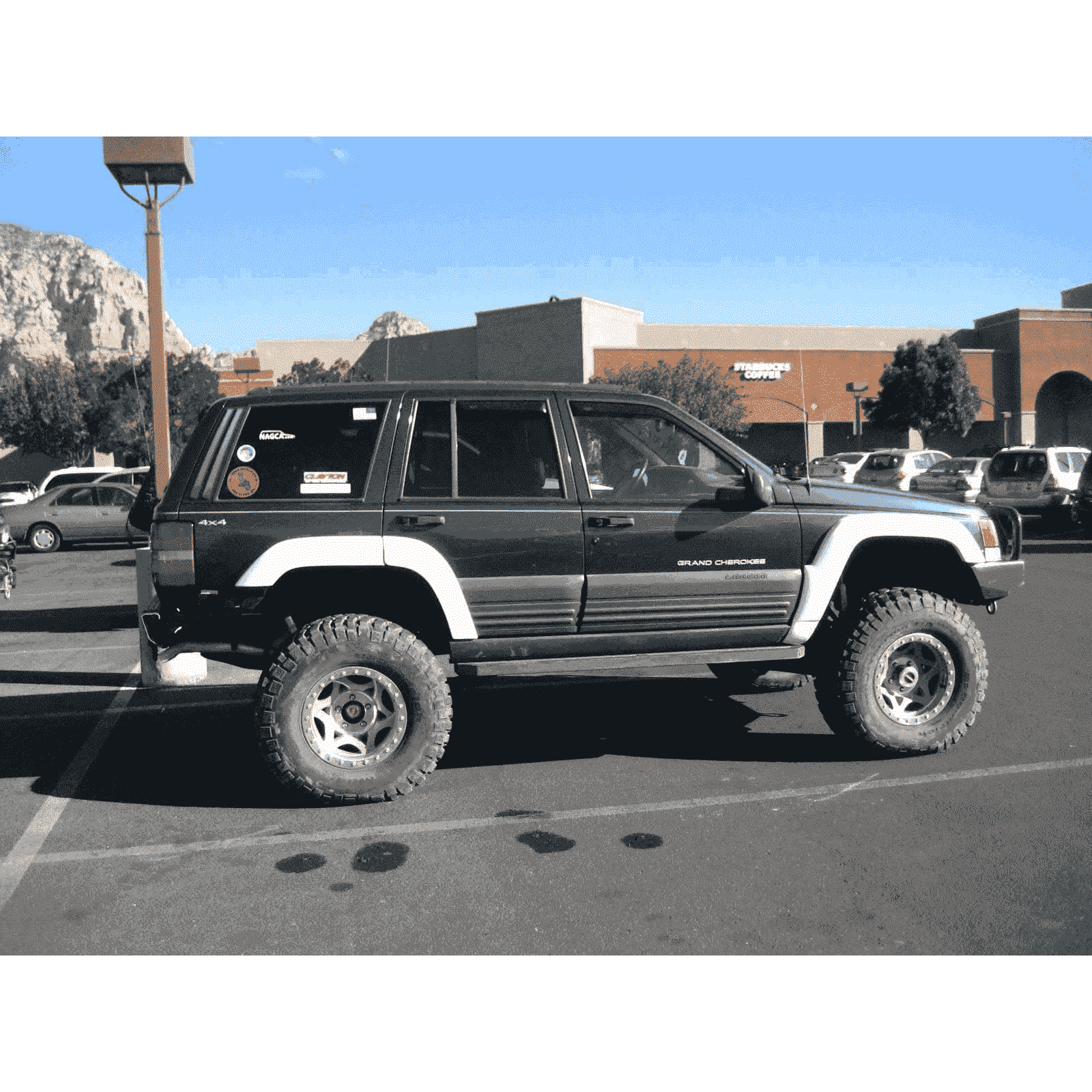 Jeep Grand Cherokee ZJ Rock Sliders w/ FREE SHIPPING (Lower 48) | Kevi ...